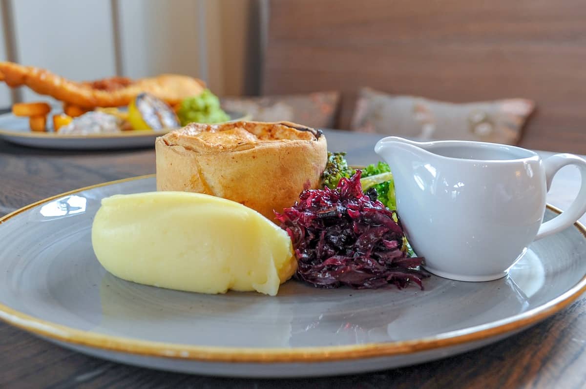 Places To Eat & Drink In Cheshire & Malpas | The Lion At Malpas